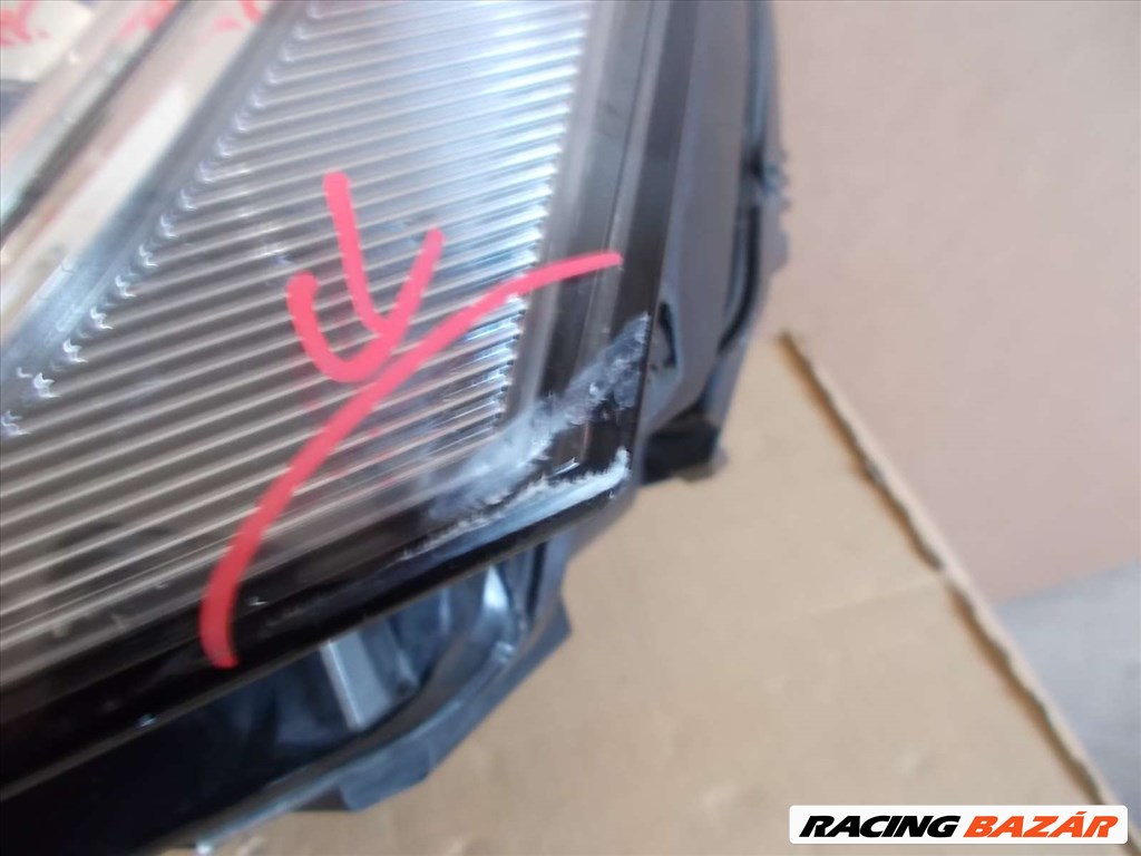 AUDI Q5 bal első kanyarkövetős xenon fényszóró 2013-2017 8R0941753C ...