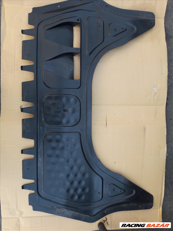 Audi A1 (8X) 8X alsó motorvédő burkolat 6R0825237 | Racingbazar.hu