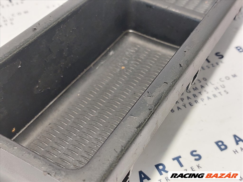 BMW E46 középső középkonzol tároló rekesz eladó (001099) 51168248493 ...