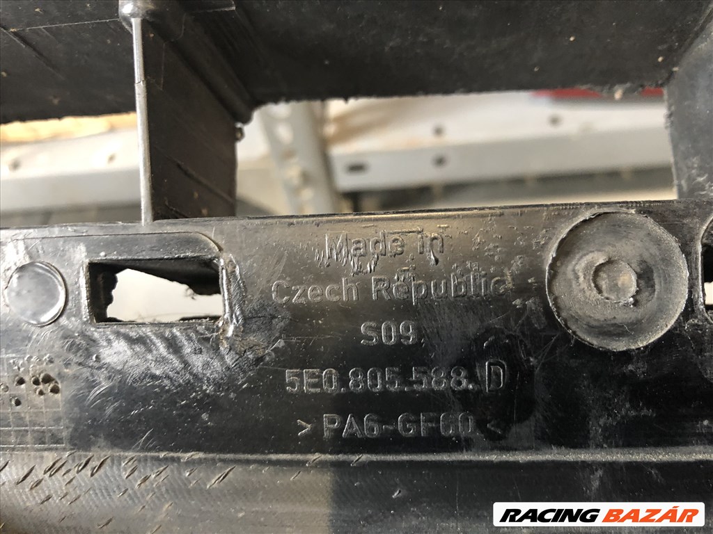 Skoda Octavia III (5E) homlokfal 5e0805588 | Racingbazar.hu