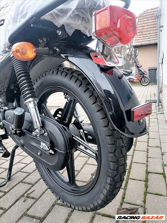 Kuba X-Boss Super 50 4T '22 | Racingbazar.hu