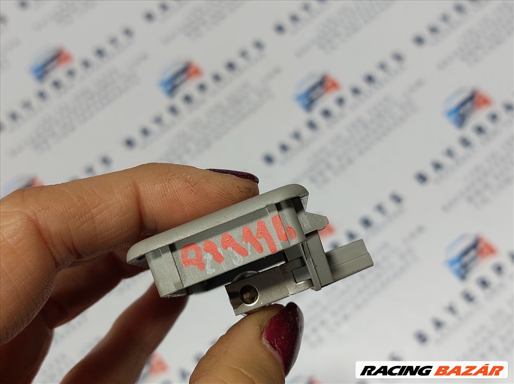 BMW E81 E82 E87 E90 E91 E92 E60 E61 X1 X3 stb napellenző sminktükör lámpa beltér világítás ...