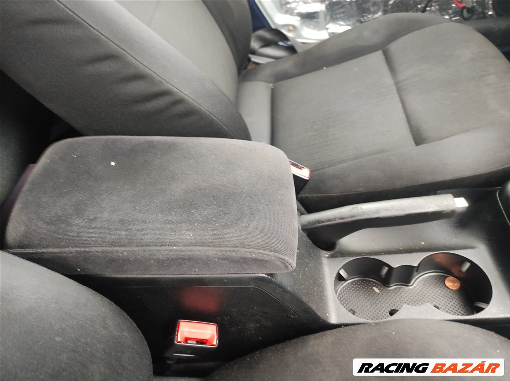 Volkswagen Passat B5.5 , 1.9 PD-TDI AVF motorkód, FLK váltó, LB5N ...