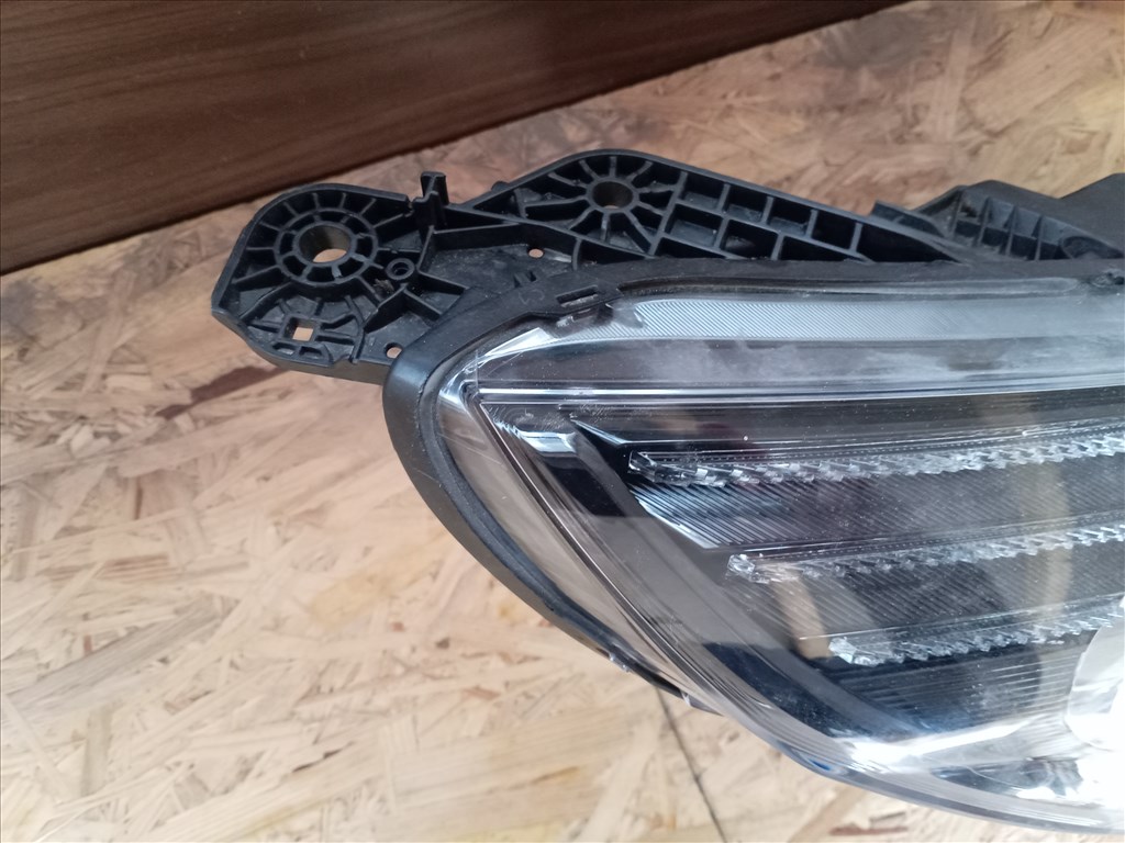 Ford Galaxy S Max fényszóró em2b13w029cs | Racingbazar.hu