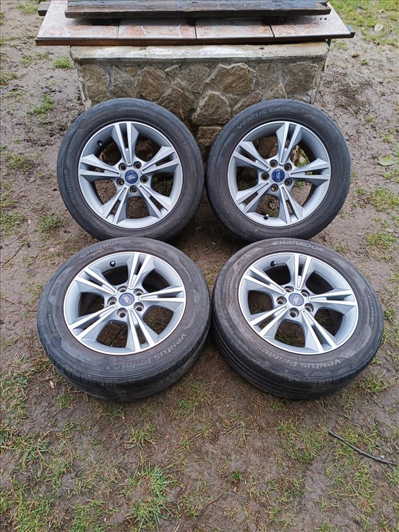 5x108 lyukosztású 16" Ford (gyári felni) alufelni, rajta 215/55 ...