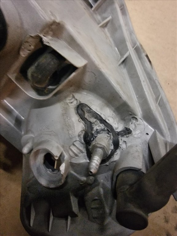 Daewoo Kalos Bal fényszóró lámpa e138427 | Racingbazar.hu