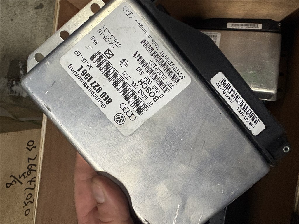 Audi A4 (B6/B7) 2.5 TDI quattro váltóvezérlő elektronika 8e0927156l ...