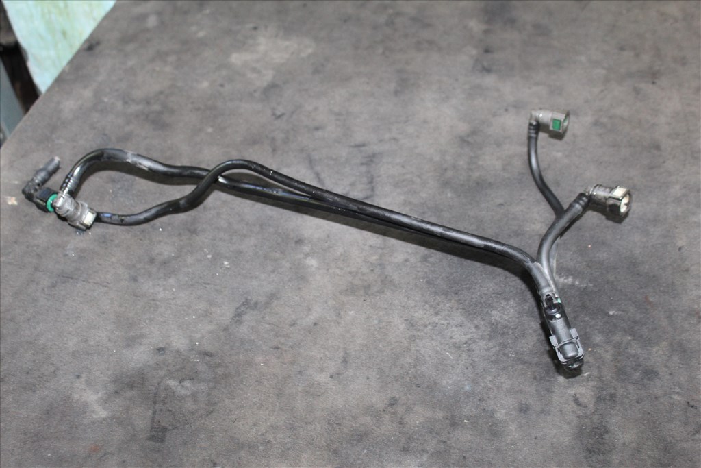 Ford Fiesta Mk6 1.4 üzemanyagcső | Racingbazar.hu