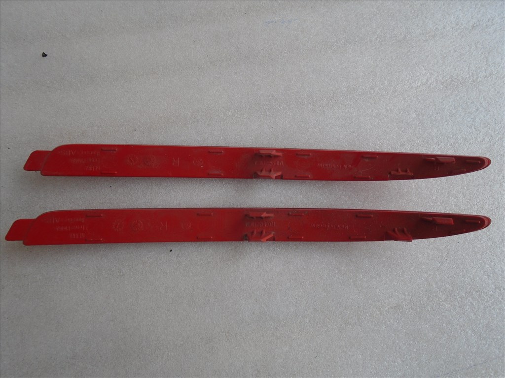 Skoda Octavia II prizma hátsó lökhárítóba 1z0945106a | Racingbazar.hu