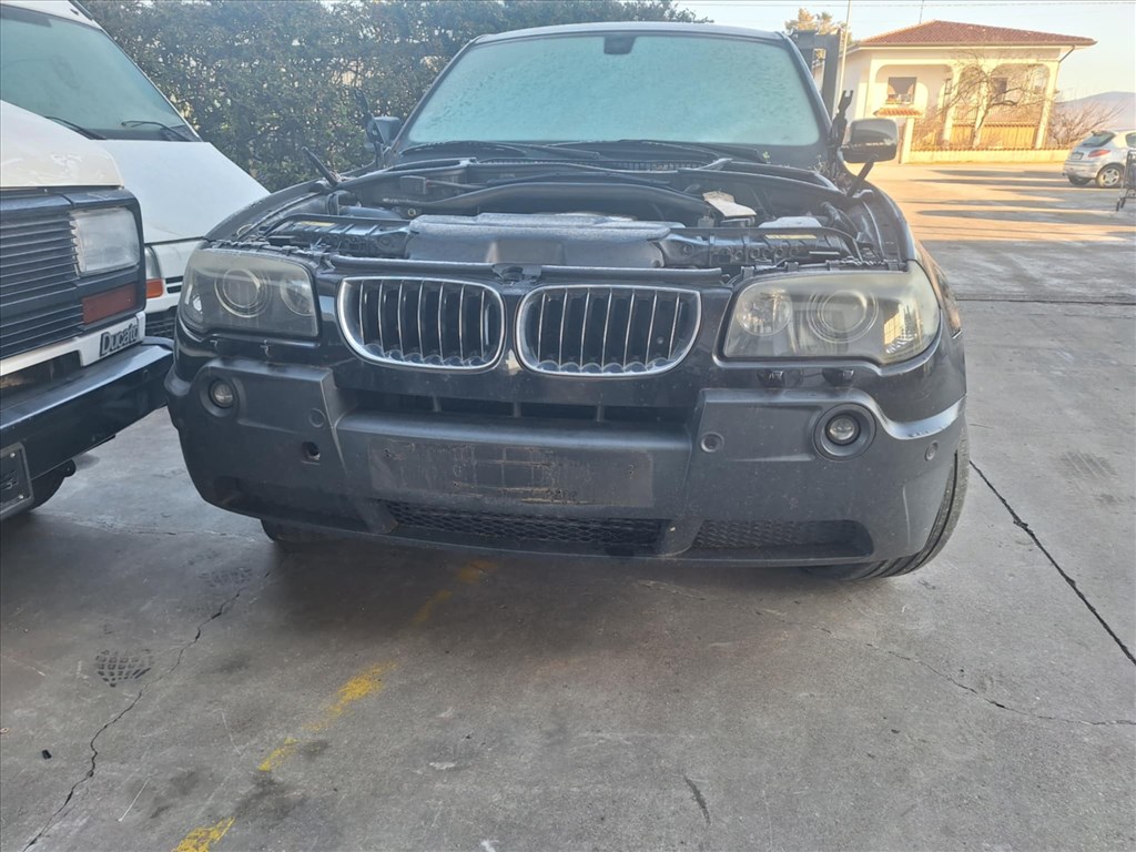 BMW X3 E83 motor lökhárító homlokfal lámpa sárvédő | Racingbazar.hu