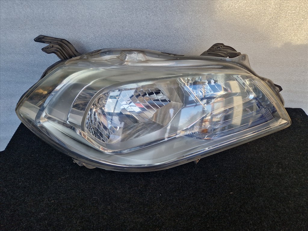 SUZUKI SX4 S-CROSS (JY) jobb első fényszóró | Racingbazar.hu