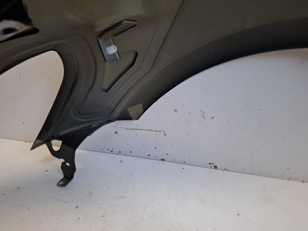 Tesla Model 3 jobb elsõ sárvédõ 109109300F | Racingbazar.hu