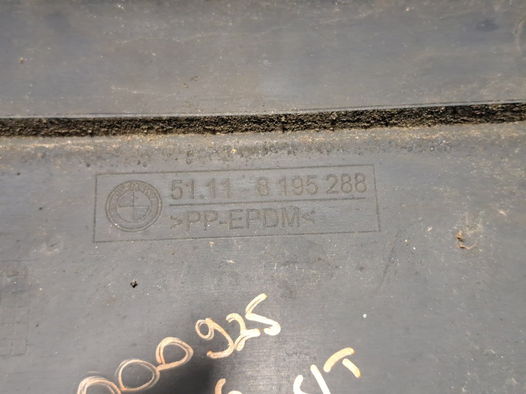 BMW E46 sedan touring elsõ lökhárító rendszám tartó díszléc mûanyag ...