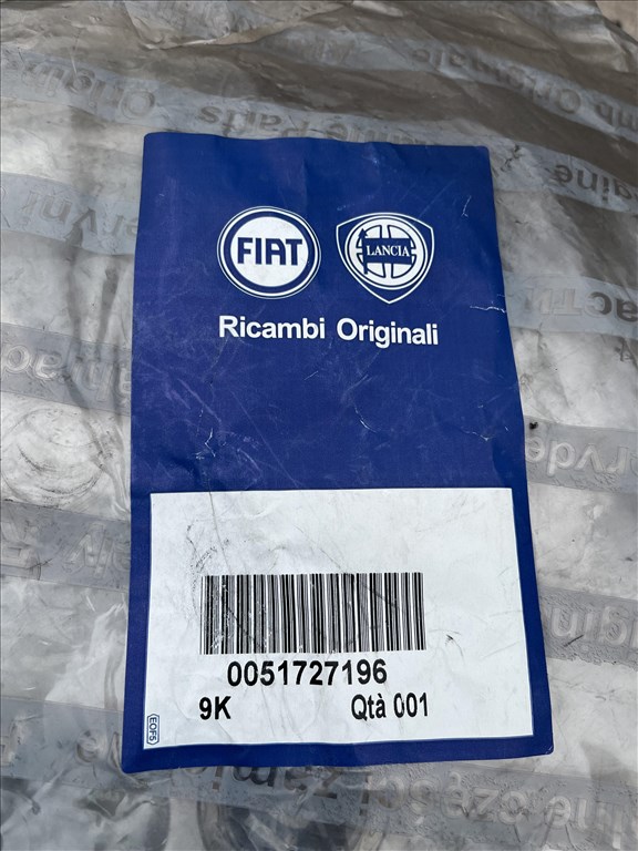 Fiat Croma vadonatúj gyári 16"-os dísztárcsa szett | Racingbazar.hu