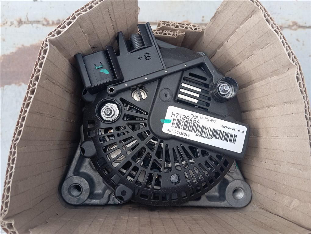 Ford C-Max,Fiesta,Transit,Focus,Kuga 14V 120Ah generátor | Racingbazar.hu