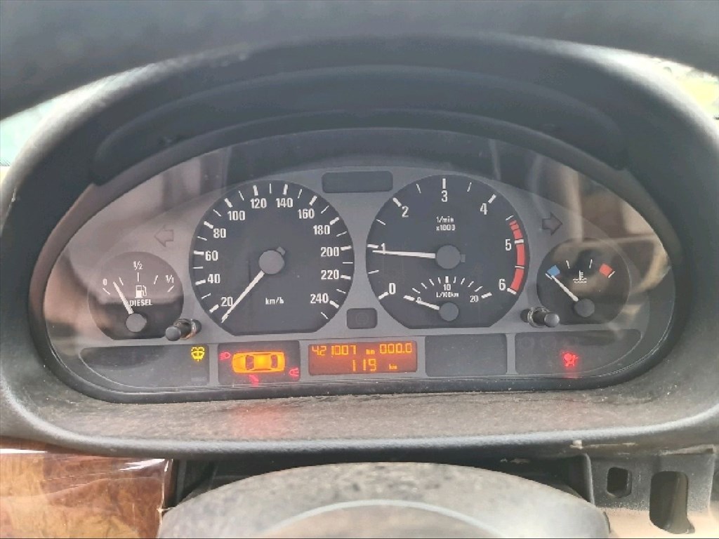 BMW 3 - IV (E46) 320 d Kilométeróra #44130# 6906890 | Racingbazar.hu