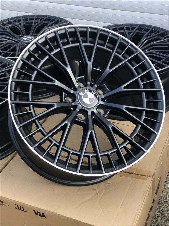 5x120 8,5JJ 19" új MAM GT2 Bmw Vw Transporter T5 T6 Opel Insignia BYD ...